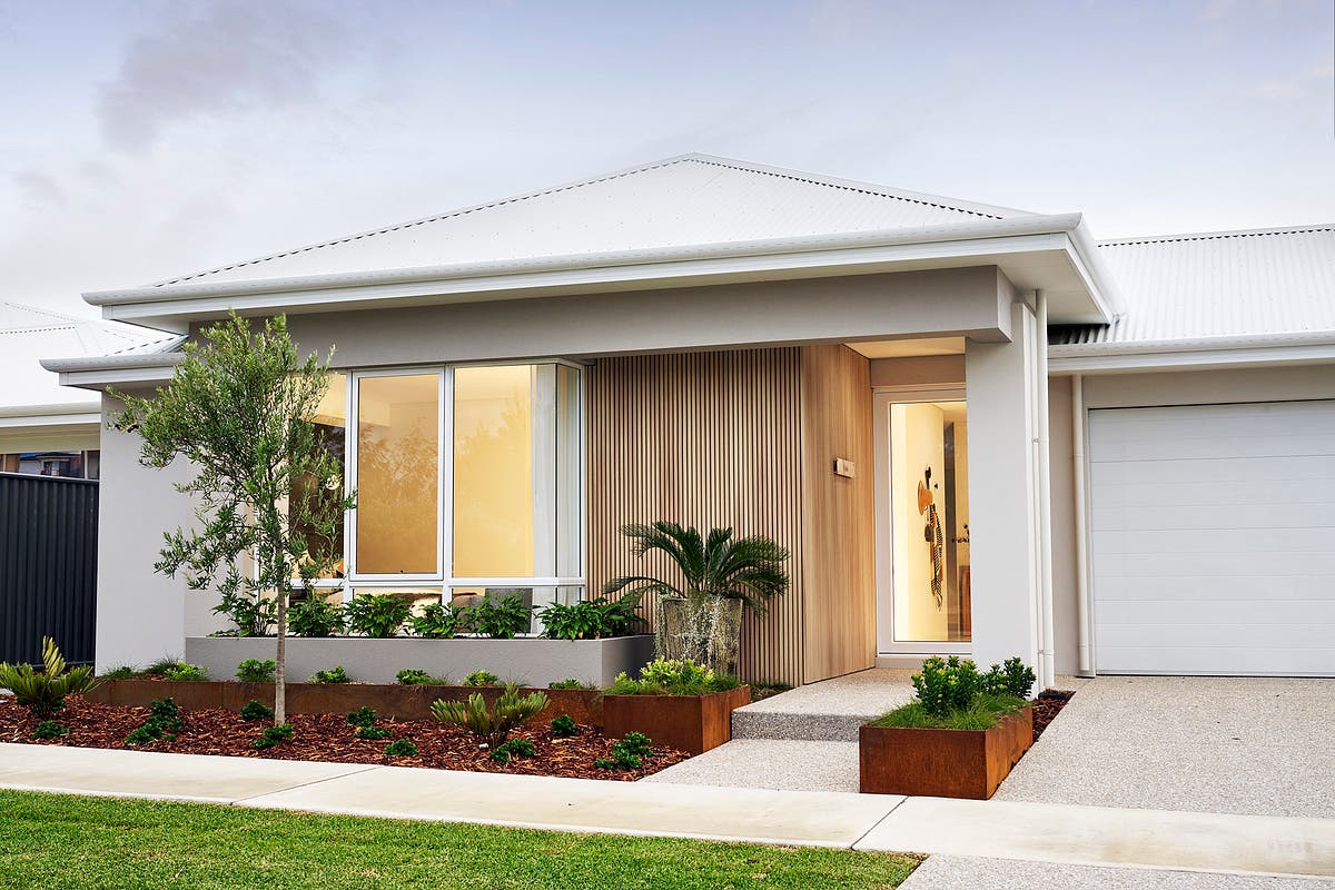 Dale Alcock Homes - 10 Display Homes and 16 Home Designs - realestate ...