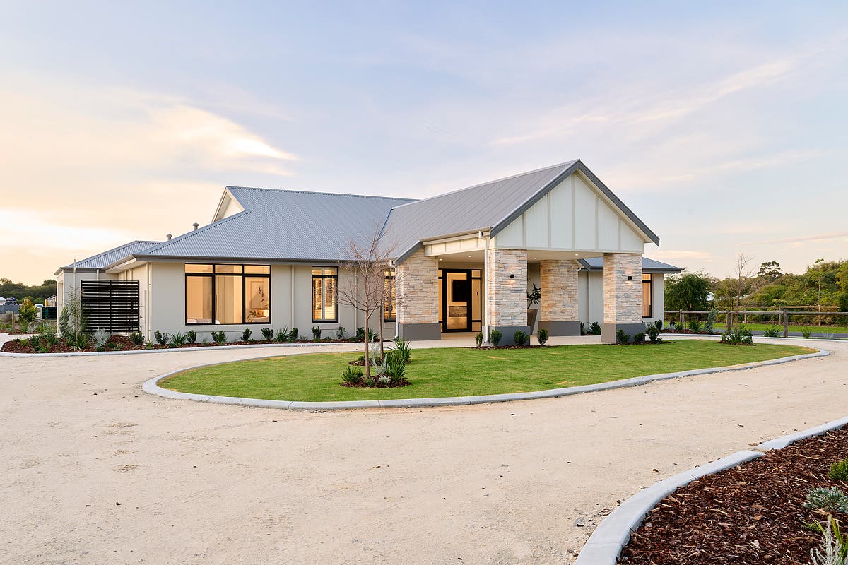 Dale Alcock Homes South West - 8 Display Homes and 75 Home Designs ...