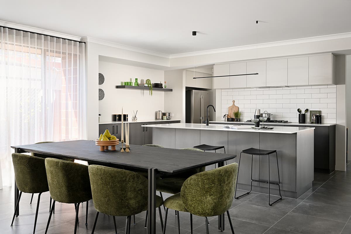 Celebration Homes - 10 Display Homes and 31 Home Designs - realestate ...