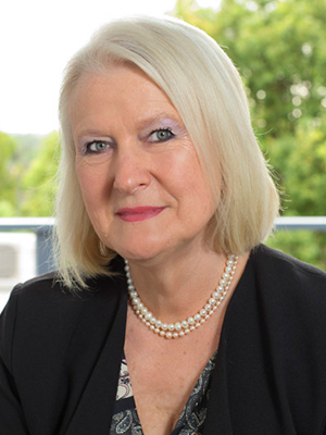 Helen Hovey's Instagram, Twitter & Facebook on IDCrawl