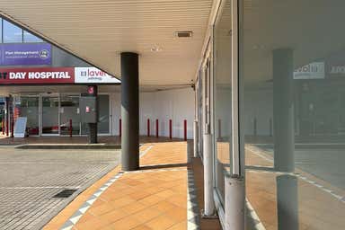 Park Plaza, Ground 1 Suite 2 / Shops 3 & 4, 131 Henry Parry Drive ...