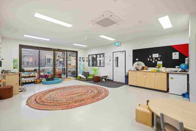 Sold Medical & Consulting Property at 10 Farm Road, Diggers Rest, VIC ...