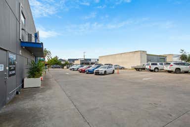 Leased Showroom & Large Format Retail at 2/32-34 Wodonga Street ...