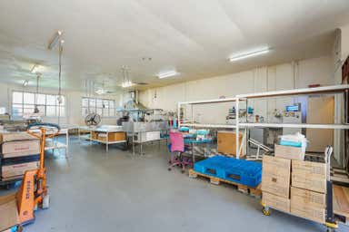 Sold Industrial & Warehouse Property at Unit 4, 9 Bradshaw Street ...