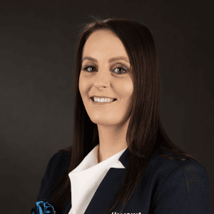 Danielle Winkler - Harcourts Ulverstone & Penguin - realcommercial.com.au