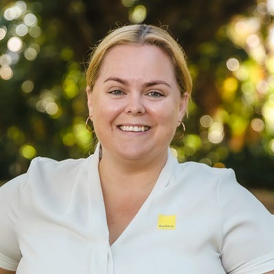 Amanda Valler - Ray White - TOWNSVILLE - realcommercial.com.au