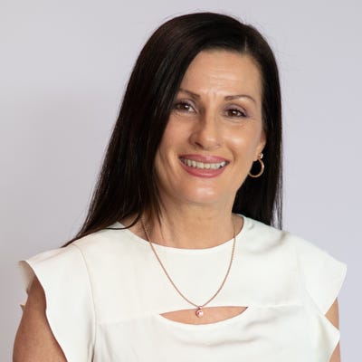 Tina Briskey - TAYLORS Property Specialists - CANNONVALE ...