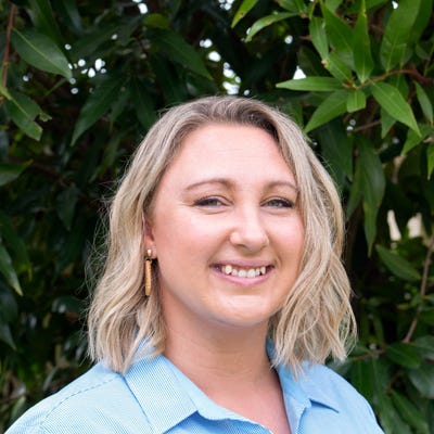 Michelle Dawson - Harcourts - Greater Port Macquarie - realcommercial ...