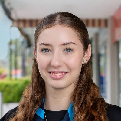 Emma Ralla - Harcourts Exclusive - realcommercial.com.au