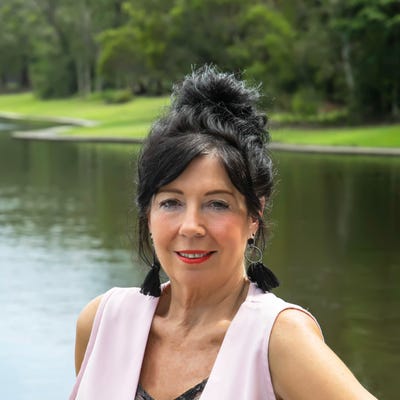 Sarah Russell - LJ Hooker - Mooloolaba | Mountain Creek ...