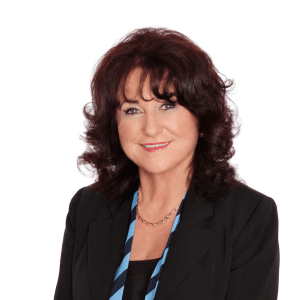 Christine McKay - Harcourts Pinnacle - Aspley | Strathpine | Petrie ...