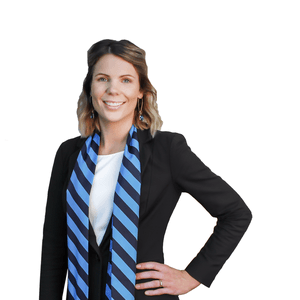 Carly Saunders - Harcourts - Pakenham & Officer - realcommercial.com.au