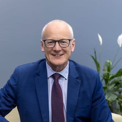 Graham Catt - Century 21 Khan Realty - HALLETT COVE RLA 328625 ...