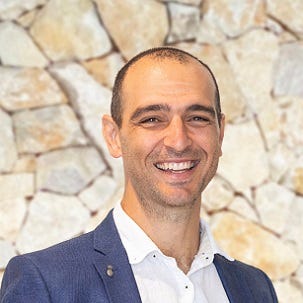 Peter Olivieri - Harcourts Property Centre Noosa - realcommercial.com.au