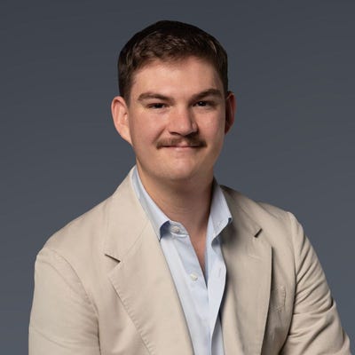 Charlie Davies - Raine & Horne - Double Bay - realcommercial.com.au