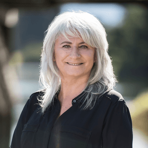 Suzanne Atkinson - Cardow & Partners Property - BELLINGEN ...