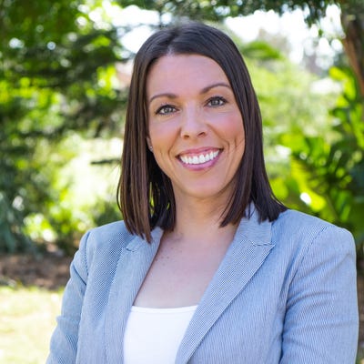 Katie Spackman - Raine & Horne Mona Vale - realcommercial.com.au