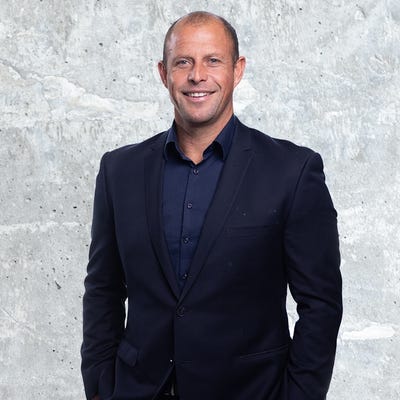 Ryan Hipwood - Harcourts Coastal Commercial - BROADBEACH ...