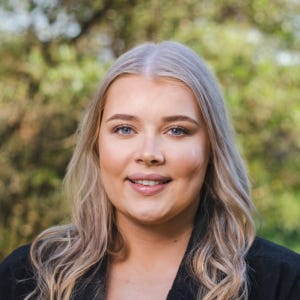 Sara McCrimmon - LJ Hooker - Schofields | Riverstone - realcommercial ...