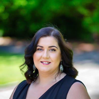 Anna Cornish - LJ Hooker Pinnacle Property - - realcommercial.com.au