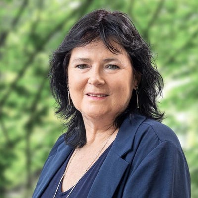 Lesley Bell - Bell Real Estate - Belgrave/Tecoma - realcommercial.com.au