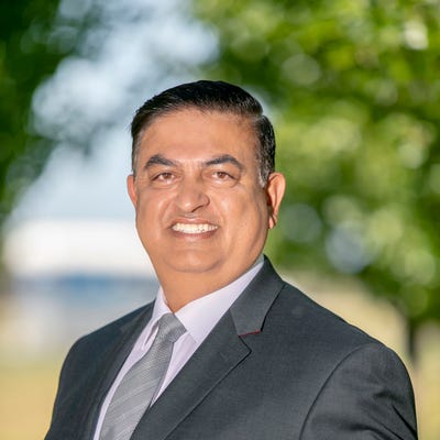 Anil Gandhi - INVIC REAL ESTATE - DOCKLANDS - realcommercial.com.au