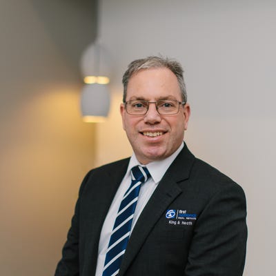 David Lyon - King and Heath First National - Lakes Entrance ...