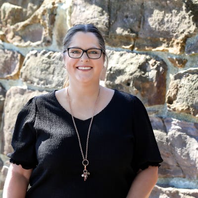 Melissa Lott - Real Estate Management Group - FAIRY MEADOW ...