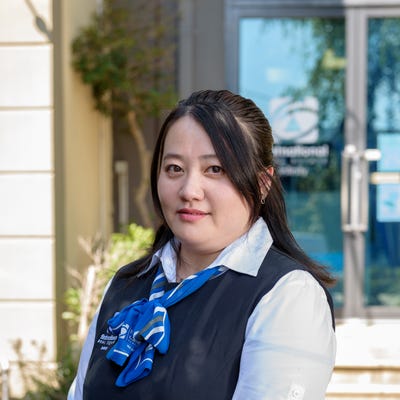 Julia Du - First National Real Estate - Infinity - realcommercial.com.au