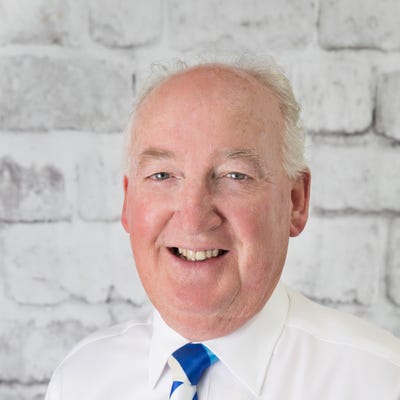 Bob Cameron - Lauders Real Estate - Old Bar - realcommercial.com.au