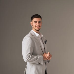 Jake Higgins - Raine & Horne - Brunswick - realcommercial.com.au