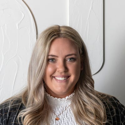 Sarah Lound - LJ Hooker - Dickson - realcommercial.com.au