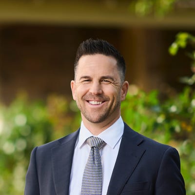 Adrian Patterson - Ray White - Glenelg RLA 280262 | RLA 281188 ...