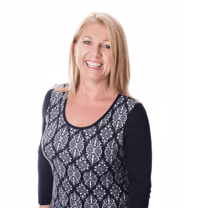 Sharon Templeman - Raine & Horne - Onsite Sales - realcommercial.com.au