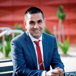 Joe Mazzaferro - United Agents Property Group - WEST HOXTON ...