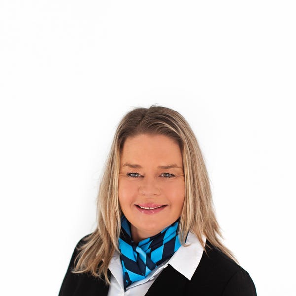 Kate Hill - Harcourts South Coast - RLA228117 - realestate.com.au