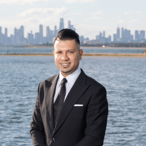 Qaiss Nasheet - Zed Real Estate - HAMPTON EAST - realestate.com.au