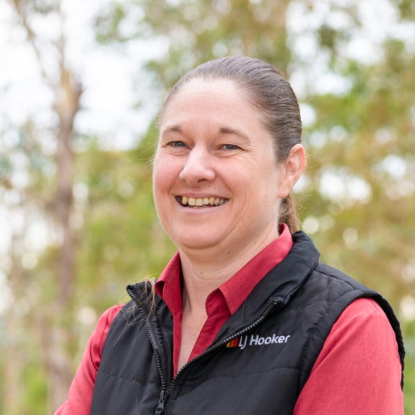 Tammy Edmonds - LJ Hooker - Bega - realestate.com.au