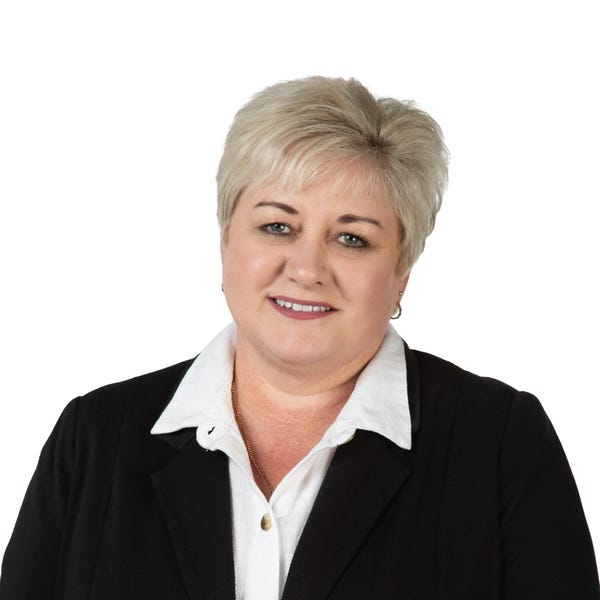 Tiffany Hansen - Professionals Lagoon Real Estate - Yanchep & Two Rocks ...