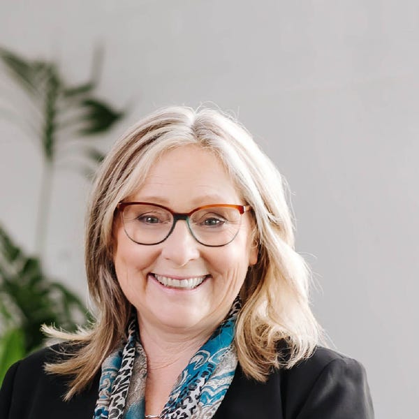 Janice Dunn - Janice Dunn Estate Agents - FRANKSTON SOUTH - realestate ...