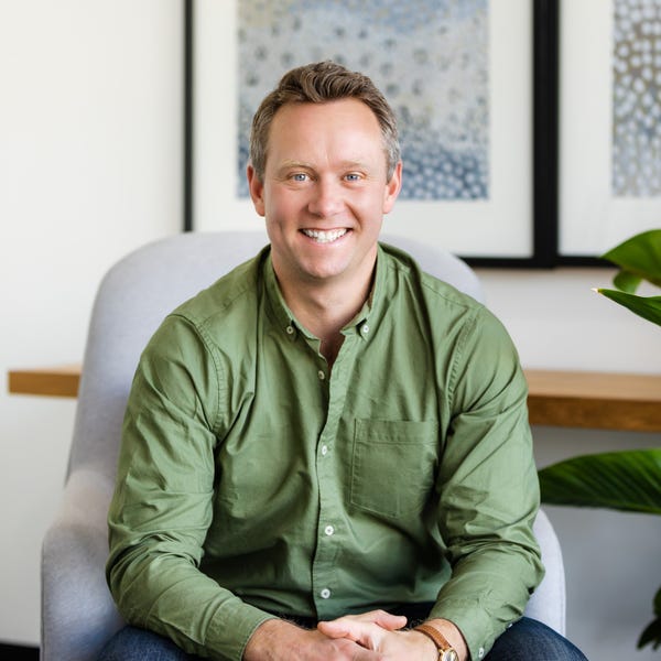 Sam Oborn - Harcourts Adelaide Hills - Stirling/Mt Barker (RLA158908 ...