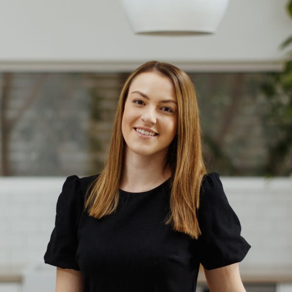 Laura Walker - Gary J Smith Real Estate (RLA 150557) - - realestate.com.au