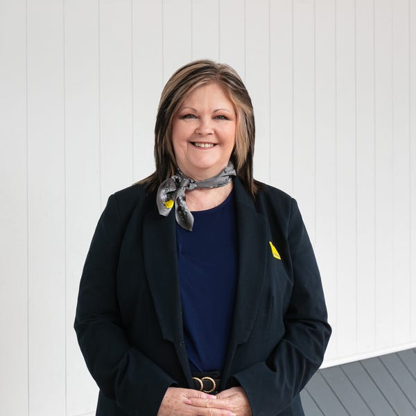 Liane Wild - Ray White Budgewoi - BUDGEWOI - realestate.com.au