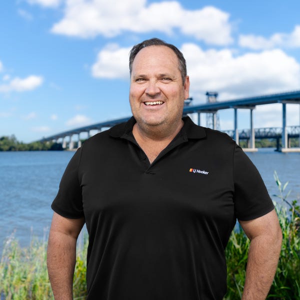 Greg Hall - LJ Hooker - Yamba - realestate.com.au