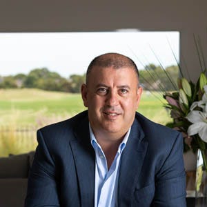 Simon Khouri - Barry Plant - Point Cook - realestate.com.au