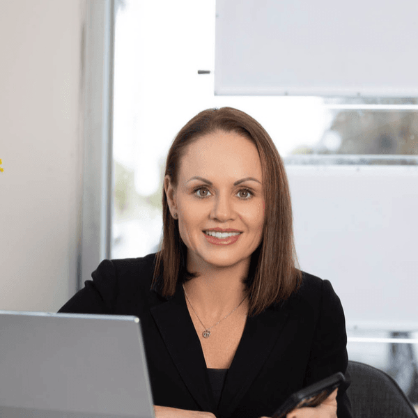 Julie Meaney - Aquire Real Estate - realestate.com.au