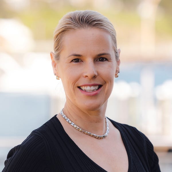 Marnie Oppenauer - Raine & Horne Commercial - Wollongong - realestate ...