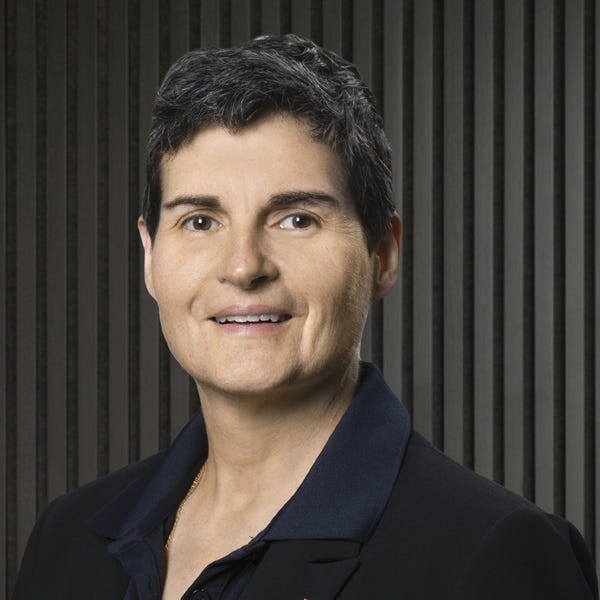 Helen Paliouras - Barry Plant Bayside - Property Management ...