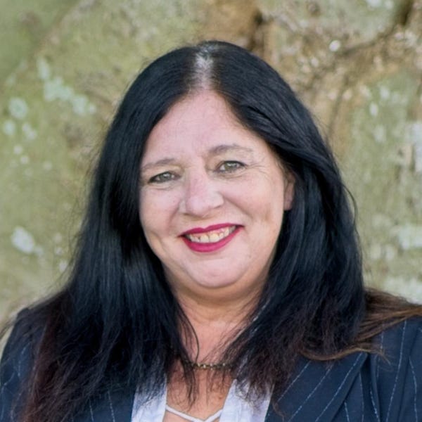 Lisa Brett - Bay Islands Property - RUSSELL ISLAND - realestate.com.au