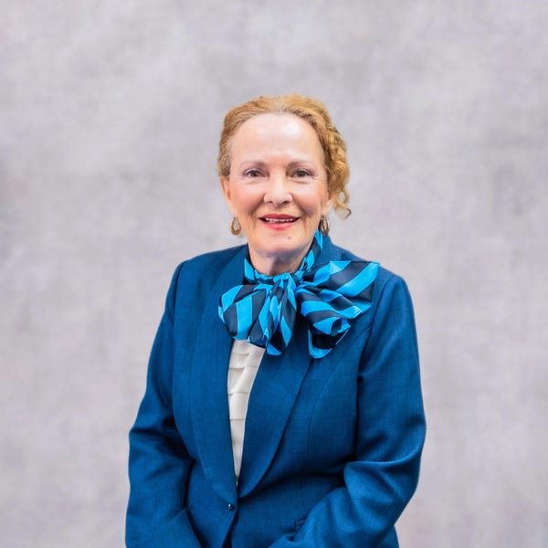 Lou de Matos - Harcourts - Petersham - realestate.com.au